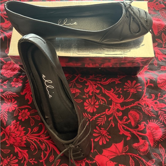 Ellie | Shoes | Ellie Batty Flat With Bat Wings | Poshmark